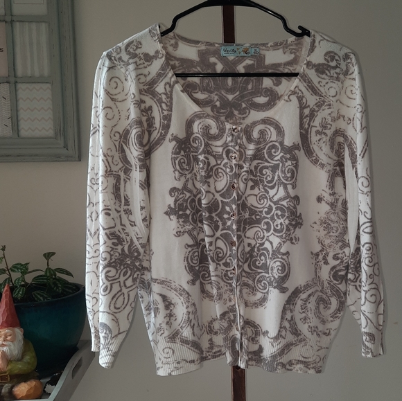 Unity World Wear | Sweaters | Unity W W Sz Xl Sweater | Poshmark
